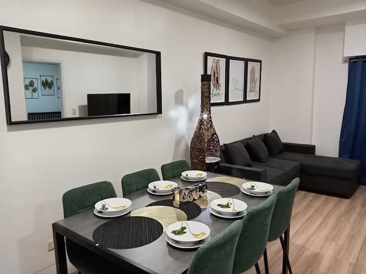 Jfam Suites | C2-5f 1br | Up To 7 Pax - Biñan