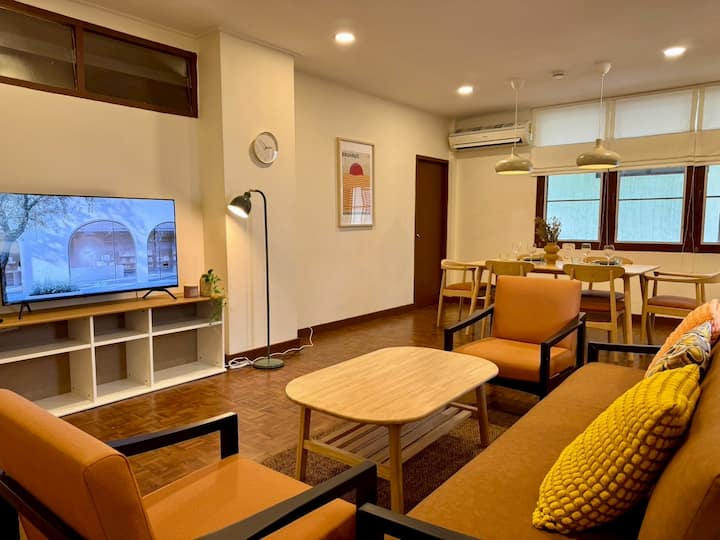 B8–comfy 2br Apartment/city Center/gym/netflix - Bangkok