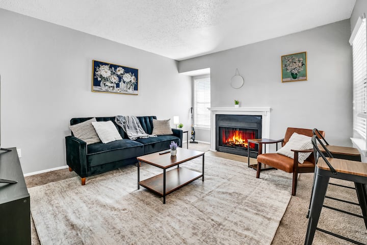 Brand New Stylish Studio + Gym Access - Bedford, TX