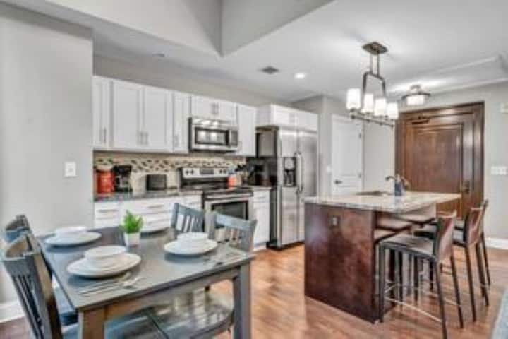 Central Downtown Loft | Parking•gym•security - Cleveland