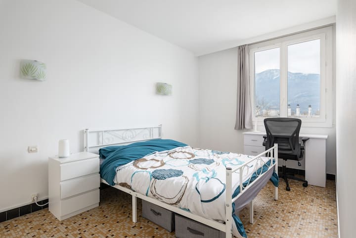 Chambre Spacieuse Avec Wifi - Grenoble