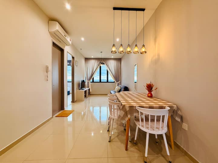 New-iconicregency Studio@seaview By Ch - Bayan Lepas