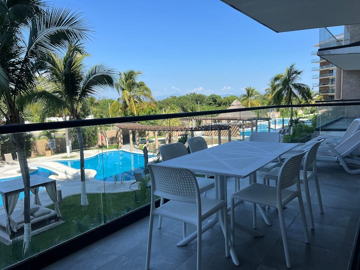 Dept Zona Diamante Con 3 Habit, 6 Perso, 1 Estacio - Acapulco