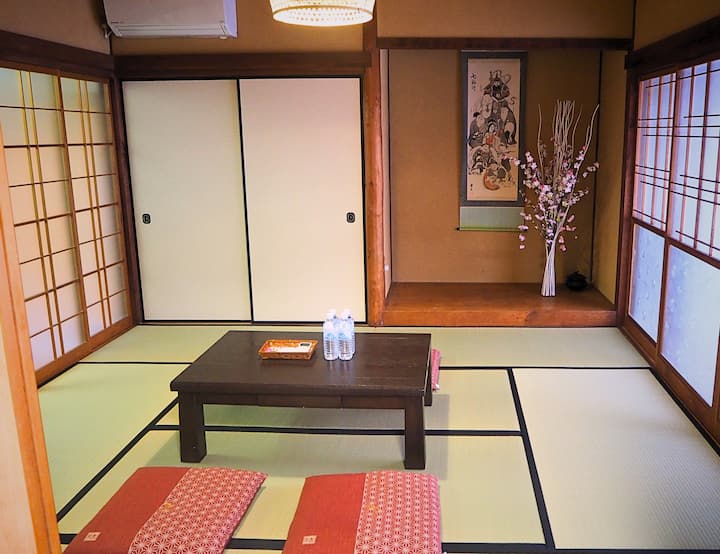 Pet-friendlyhouse Near Jr Miyagawa, Sleeps 8. - Ise