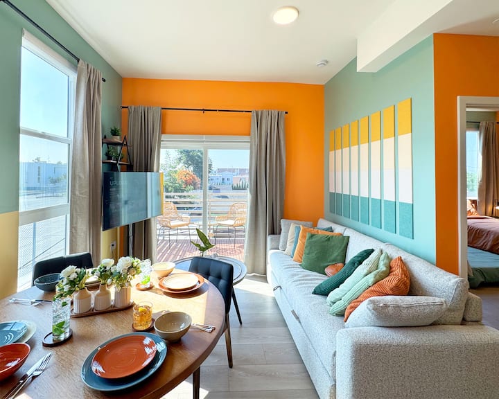 2 Bed + 2 Bath Apt W/ Parking + Great View Balcony - ロサンゼルス