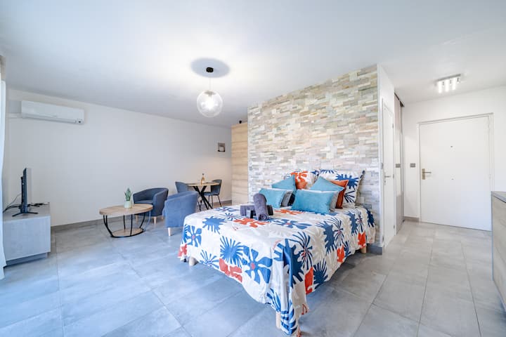 Appartement Moderne Piscine, Parking, Clim - Saint-Laurent-du-Var