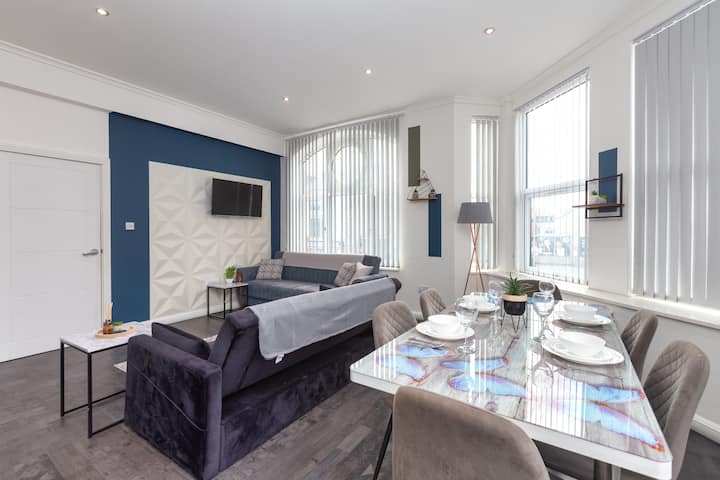 South Pier Apartment 4 - Blackpool