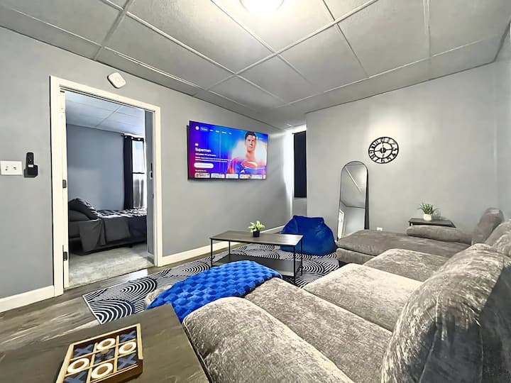 Heart Of The City: 3br By Main St - Evansville, IN