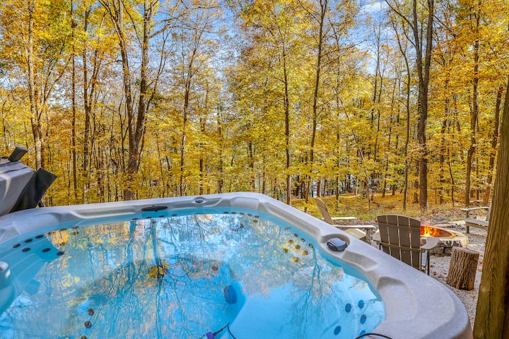 Modern Rustic Private Chalet - Stroudsburg, PA