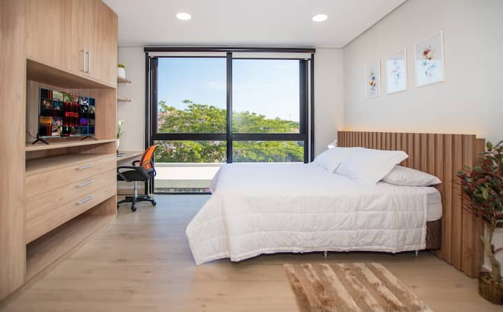 Chic Studio | Malls, Pool, Gym & Rooftop View - 아순시온