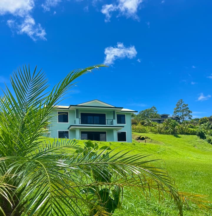 Stylish Stay For Groups | La Fortuna–monteverde - Costa Rica