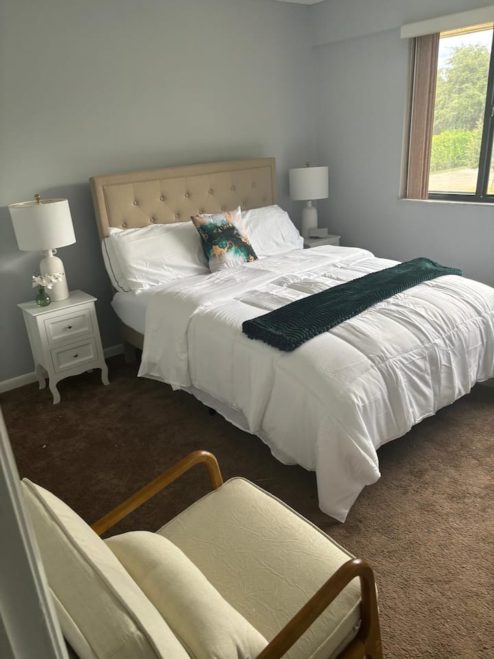 Cozy 2 Bdrm Apt. 5-10 Min To Golf Course And Beach - Deerfield Beach, FL