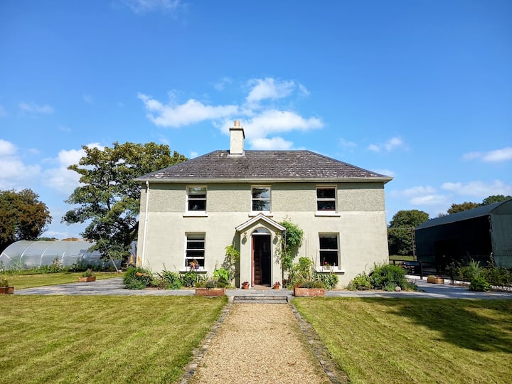 100 Year Old Family Farmhouse. - County Meath