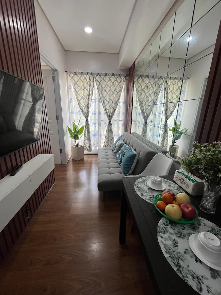 Sitio Uno Residences - Condotel W/ Balcony & Pool - Roxas City