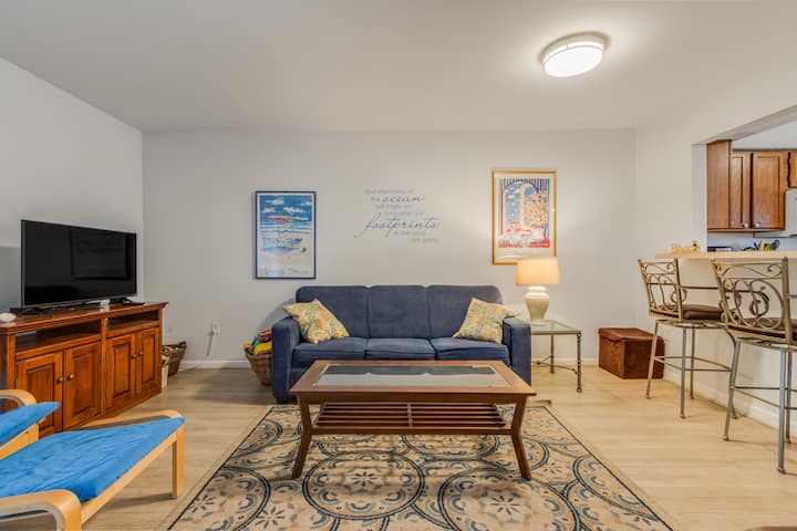Charming Bethany Beach Getaway Pool Pickle Ball - Bethany Beach, DE