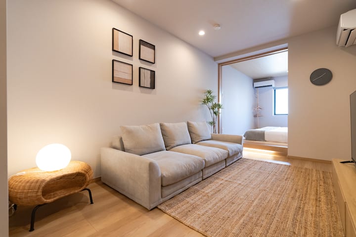 幽韵|临近难波、通天阁|花园町站步行约9分钟|双线地铁直达难波、梅田、天王寺|全新日式整栋一户建 - Japón