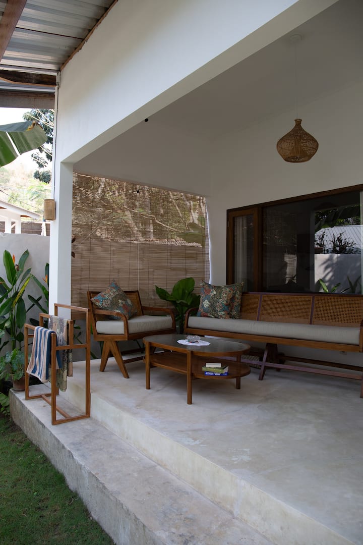 Rumah Singa, Lombok - Australia