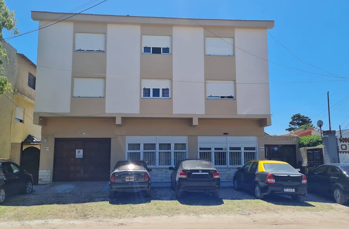 Departamento En Duplex De 2 Dormitorios - Villa Gesell