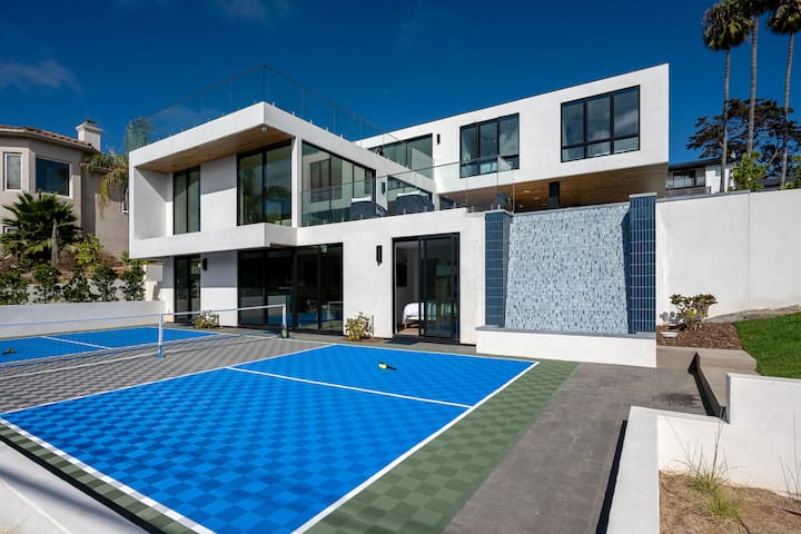 Family Luxury- Pool-game Room- Pickleball - Encinitas