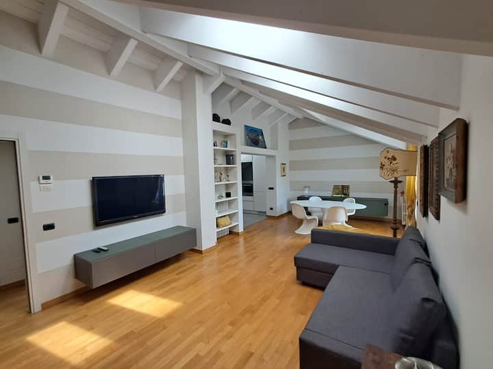 Royal Suite L'attico Nel Cuore Di Varese - Varese