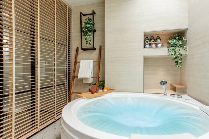 Realdowntown Bkk| Family, Hot-tub,3min To Mrtnmall - Bangkok