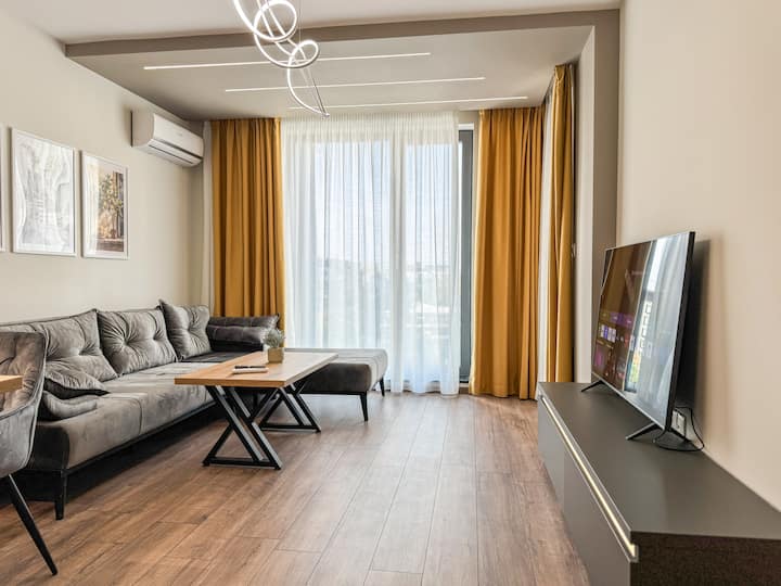 Six Stars 1br Modern Apartment 6 Mins To Centre - Plovdiv
