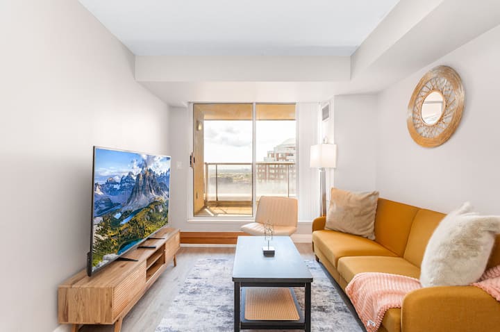 Skyview 2+1 Condo|stunning Views|steps To Sq1 Mall - Mississauga