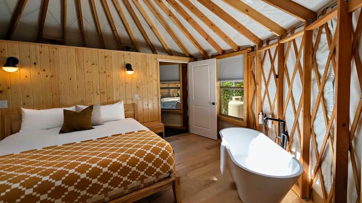 Yurt 7 - Markleeville, CA