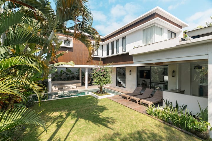 Spacious 3bd Villa With Pool Berawa Beach Canggu - Indonésie