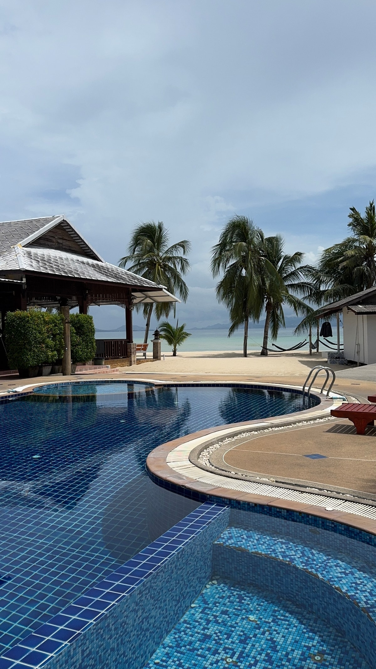 Mac's Bay Resort - Beachfront Bungalow #4 - Hotels for Rent in Ban Tai ...
