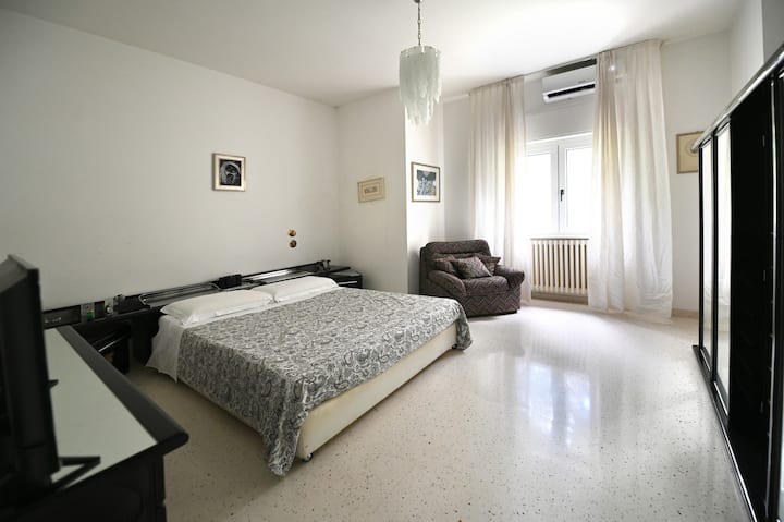 Guesthost - Spacious Apartment&nbsp;In&nbsp;Matera - Matera