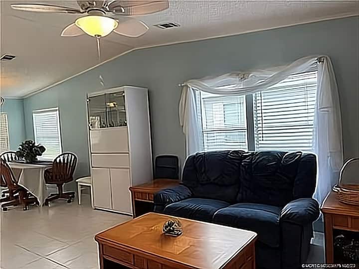 Fully Renovated 2br Home W/ Hot Tub & Club House - Stuart, FL