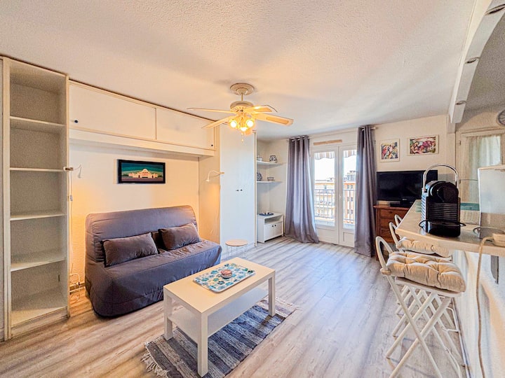 Douceur Azuréenne - Wifi, Parking, Vue Mer, 4pers - ibis budget Nice Californie Lenval