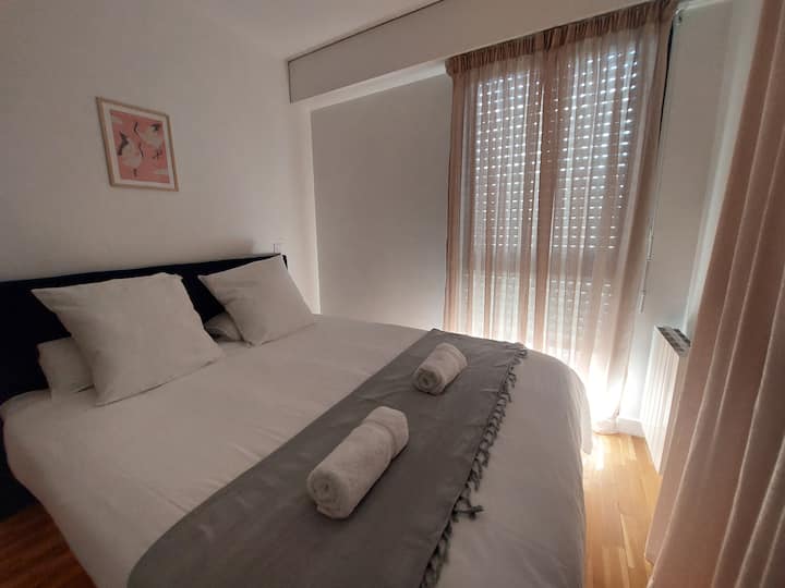 2 Pièces | Parking | Proche Paris Et La Défense - Puteaux