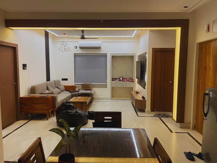 3bhk+terrace+car Park+elevator+centrally Located - Kolkata