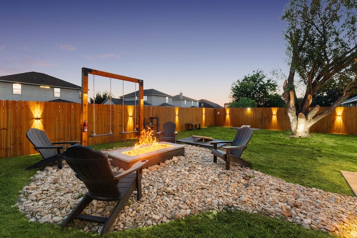3br Smart Home W/ Alexa + Backyard Retreat - Killeen, TX
