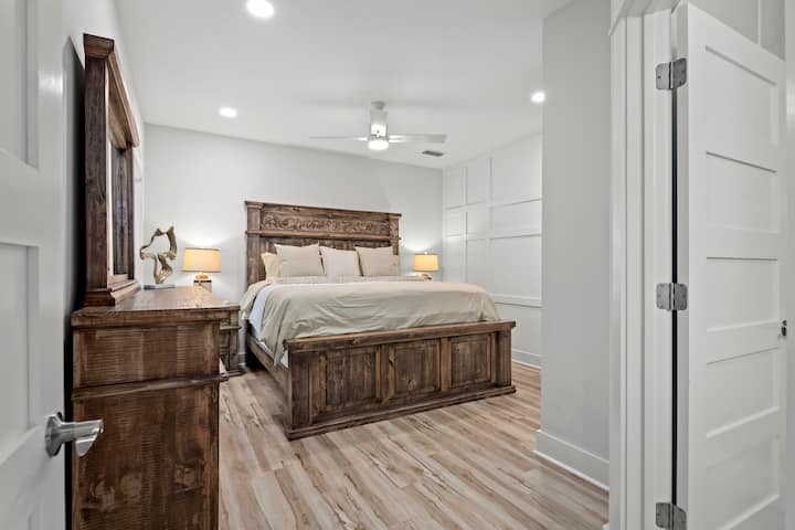 • Elevation 30b | Cocktail Pool Oasis - Panama City Beach, FL