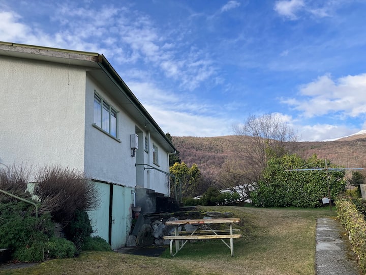 Affordable Retro Bach In Beautiful Arrowtown - Arrowtown