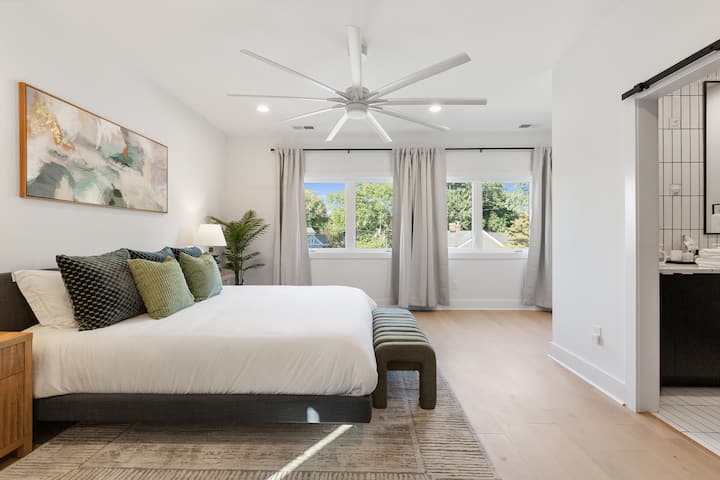 Everything Is Brand New ~4 Beds~central Location - Louisville, KY