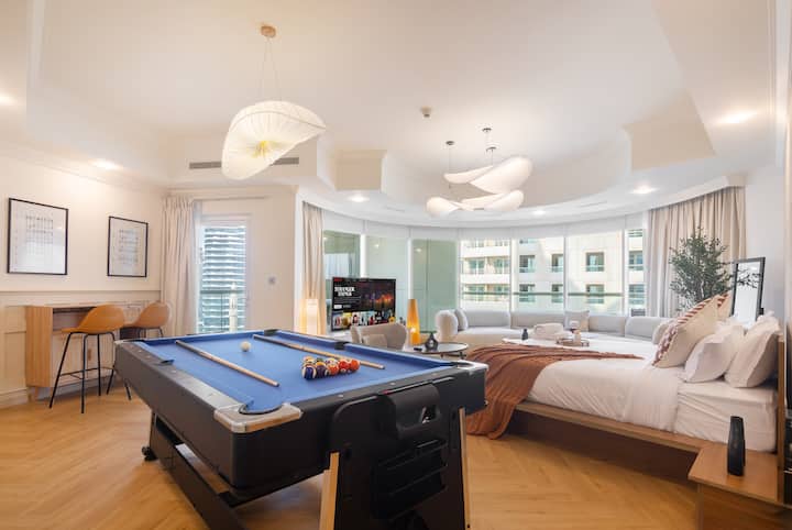 Huge 4br Penthouse With Marina View & Gaming Room - Dubai Marina