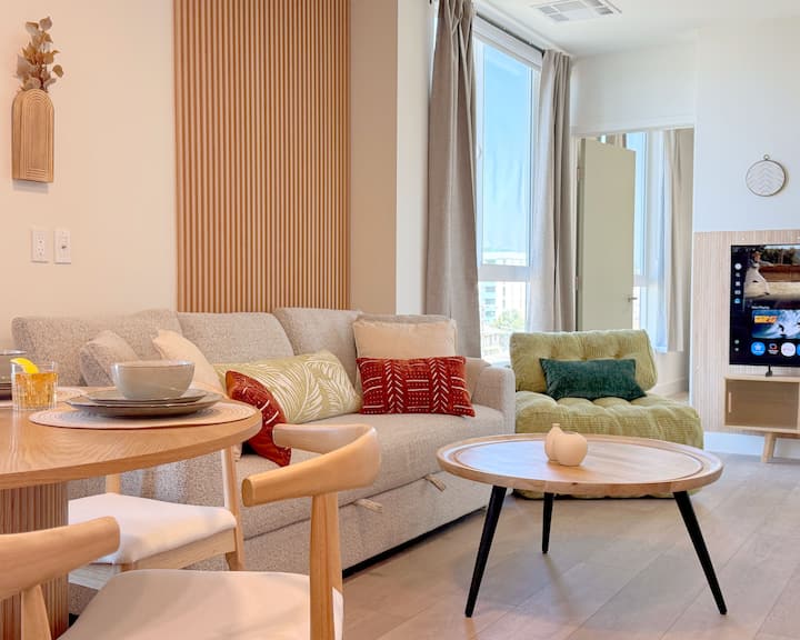 Great View Balcony - Los Angeles, CA