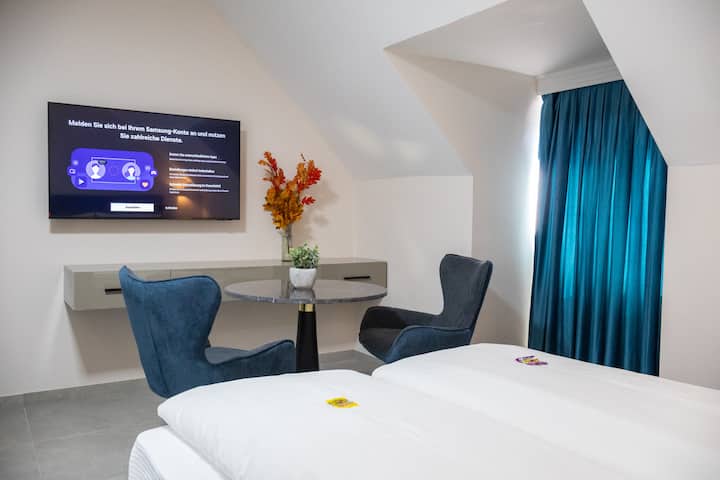 Schönes Appartment In Rheinnähe Mit 2 Zimmern - Bonn