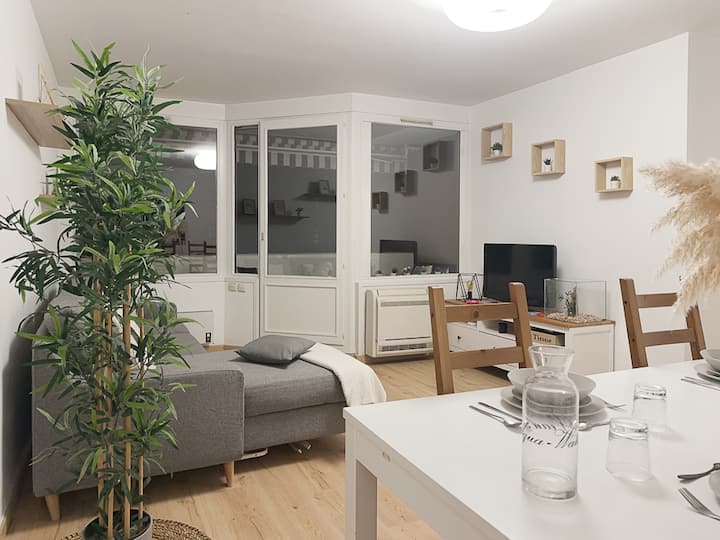 Découverte De Tassin, 2 Chambres, Parking. - Tassin-la-Demi-Lune