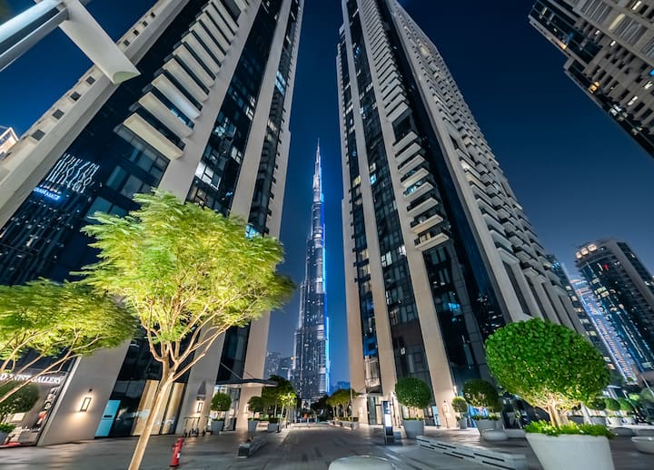 Luxury Stay Downtown | Burj Khalifa & Fountain - Dubai