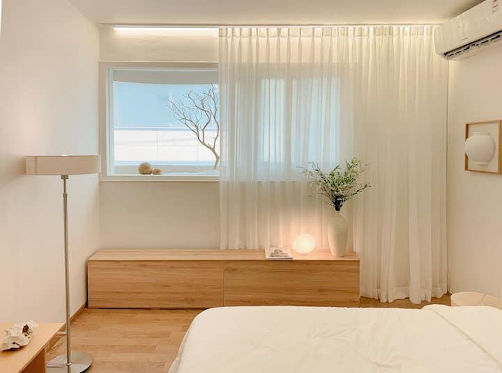 공식허가/논현역7분/학동역7분/가로수길/강남/코엑스/성형관광/한강/성수/경리단길/롯데타워 - Seoul