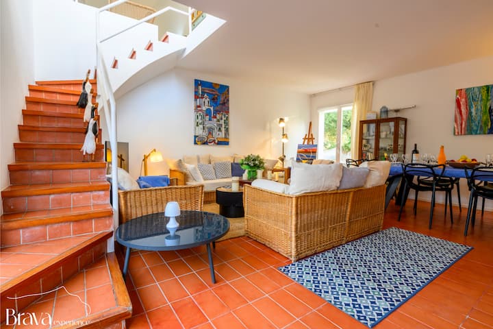 Maria Sol: Jardin, Bbq, 4 Chambres Et Vue Sur Mer - Cadaqués