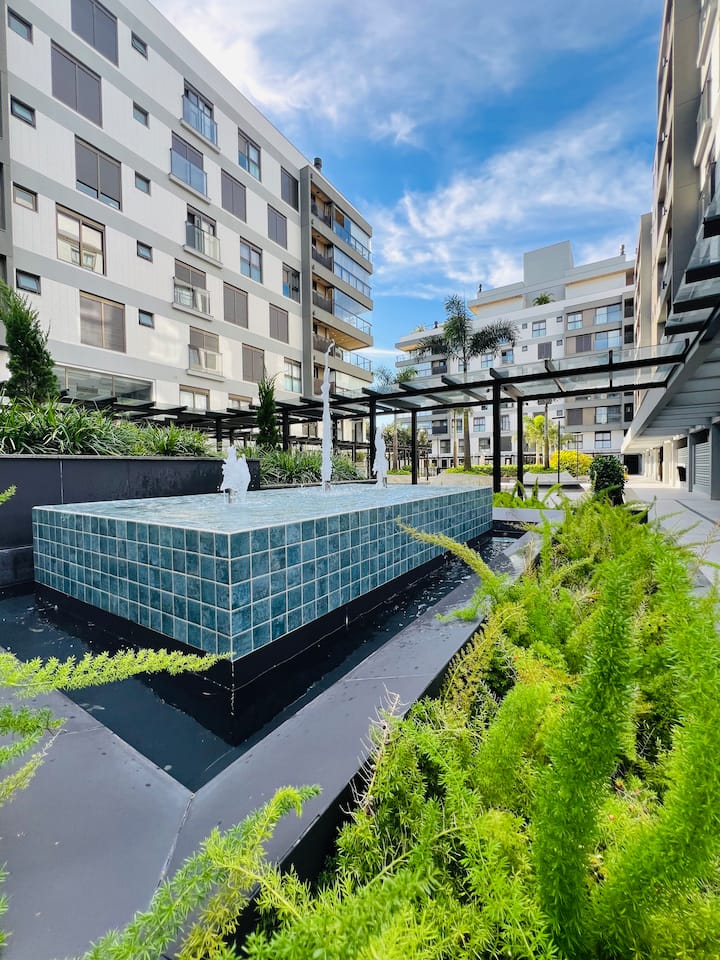 Apto Com Piscina Exclusiva Em Jurerê - 800m Praia - Florianópolis