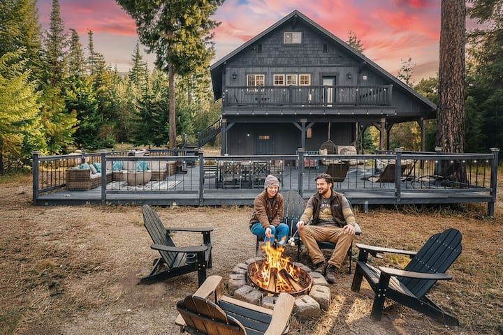 Luxe Cabin: Hot Tub, Fire Pit, King Bed And More! - Cle Elum, WA