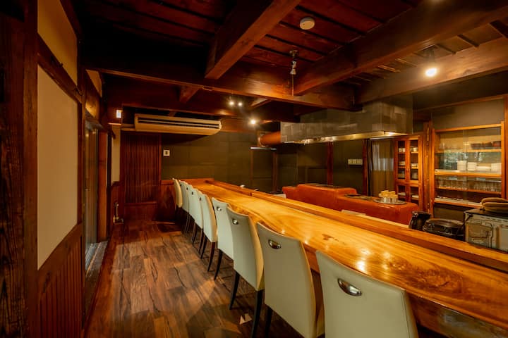 Entire Historic House In Fukuoka | Japanese Garden - Fukuoka