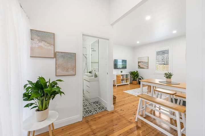 Beautiful 2 Bedroom Cottage - Toowoomba